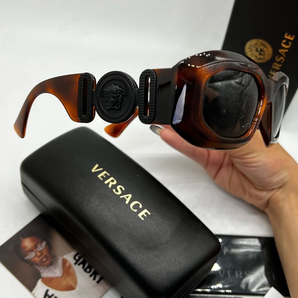 Versace | Accessories | Versace Ve4425u Thick Rim Sunglasses In Brown ...